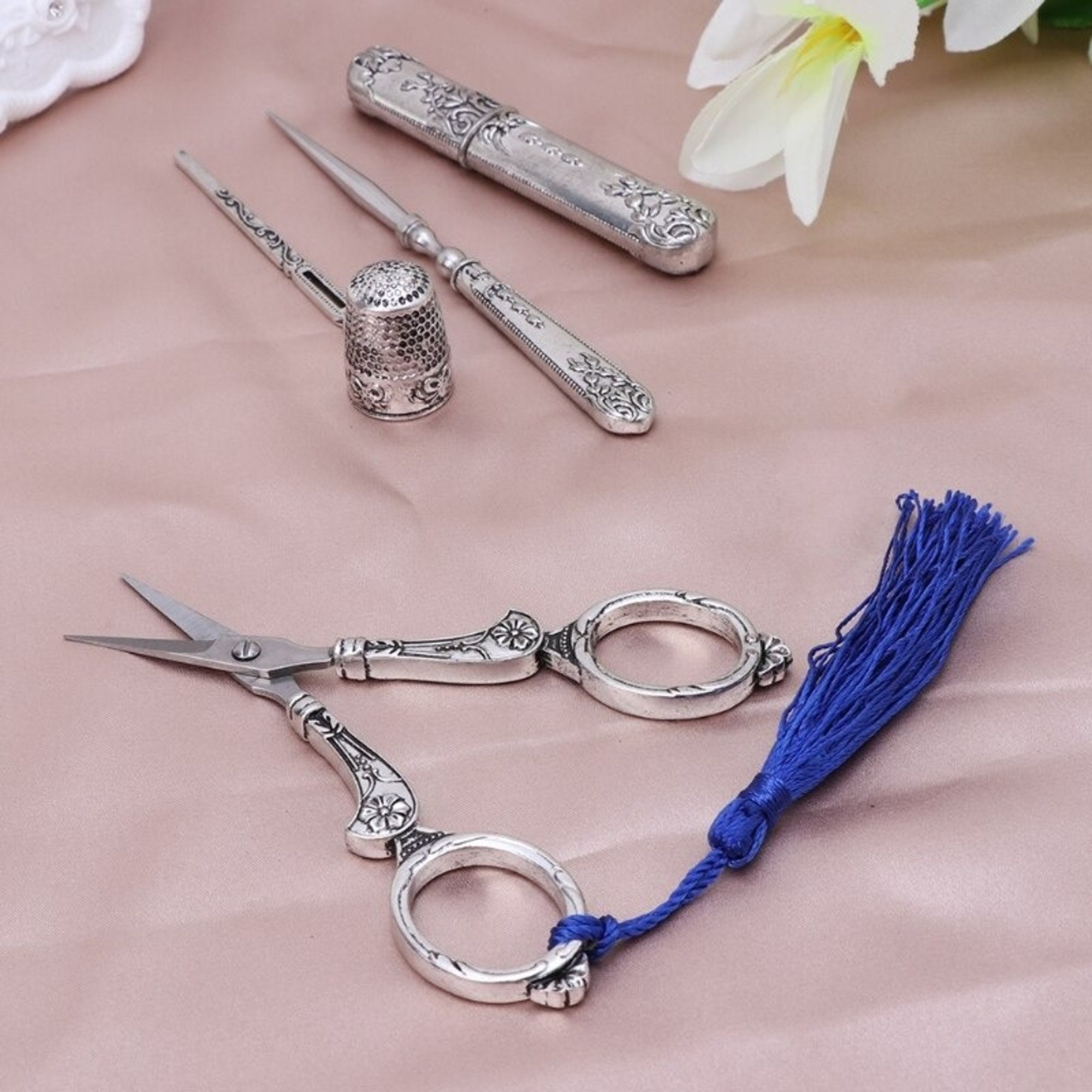 Vintage Embroidery/sewing Tool Kit | Scissors, Thimble, Needle Case ...