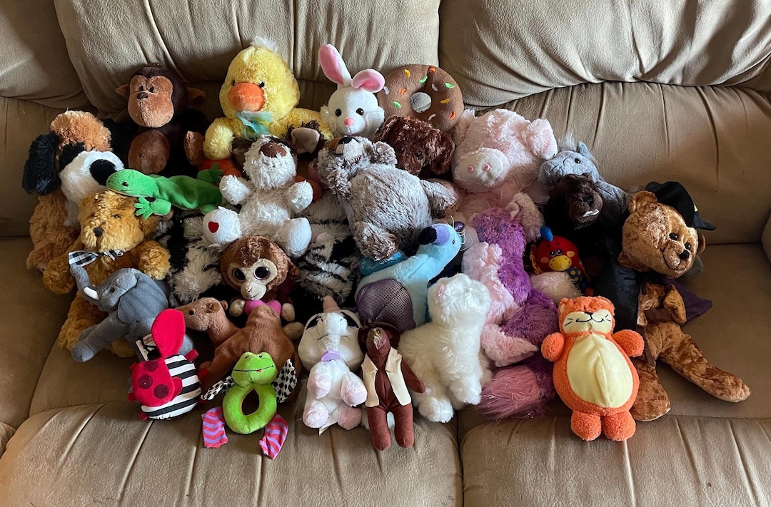 Stuffie Rehoming // Used Stuffed Animals // Repurposing // New Life ...