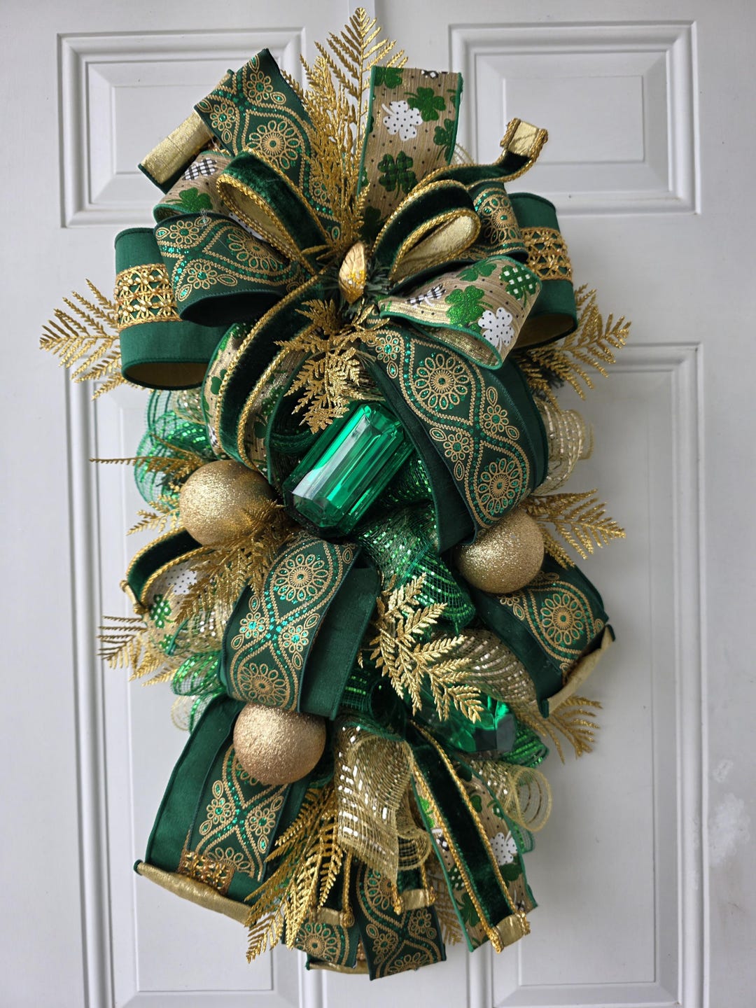 St.patrick's Green Gem Swag, Front Door Decor, St. Patrick's Day Door ...