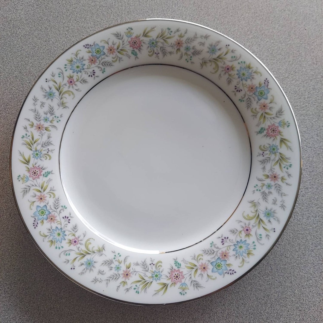 Noritake Contemporary Fine China. Pattern: Blythe 2037. Salad Plates ...