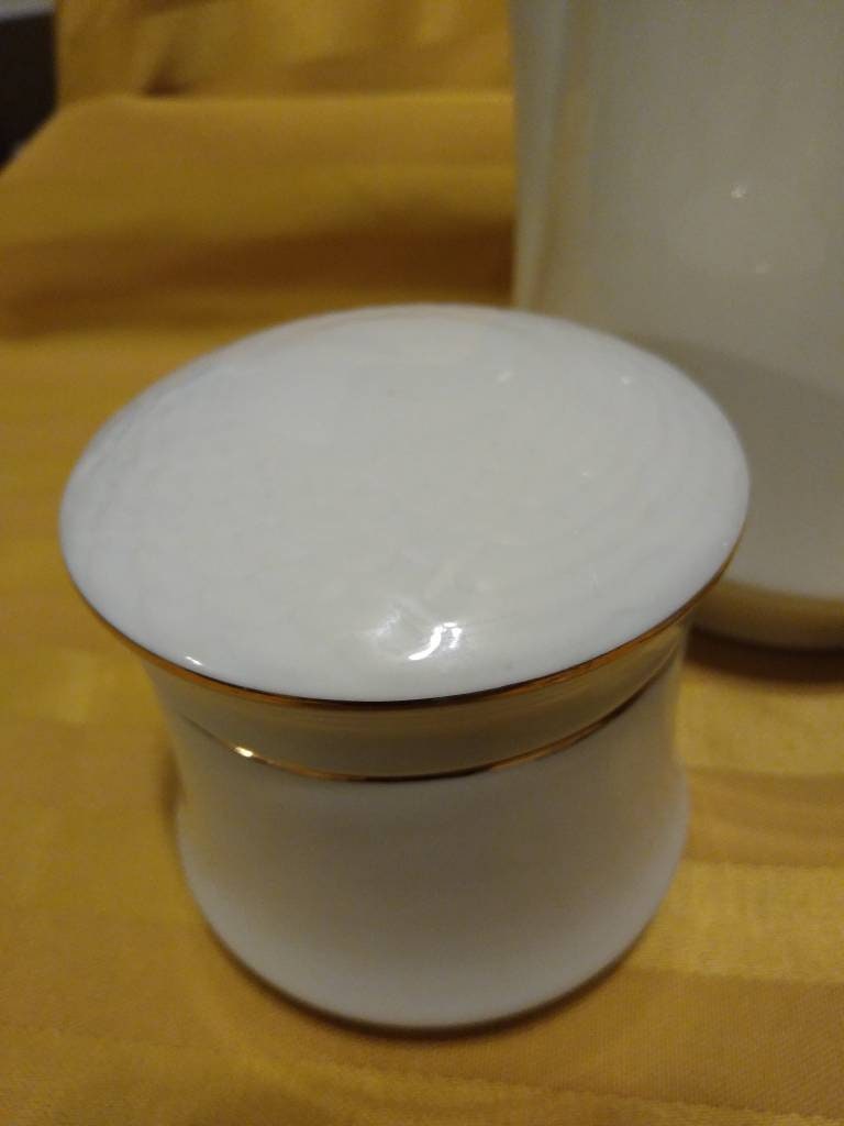 Lynn's Fine China. Pattern: Jewel Palace. Tea/coffee Set With Tea ...