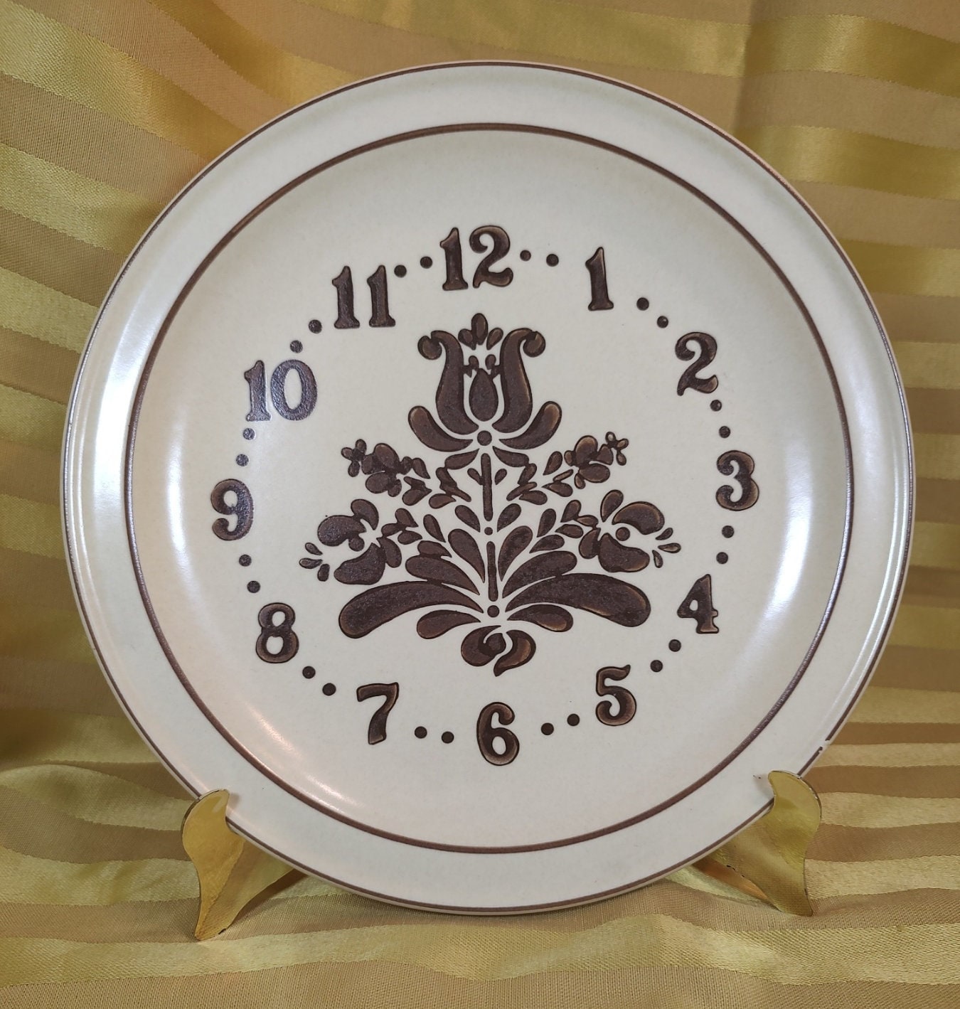 Pfaltzgraff Stoneware. Pattern: Village. Various Dinnerware and Serving ...