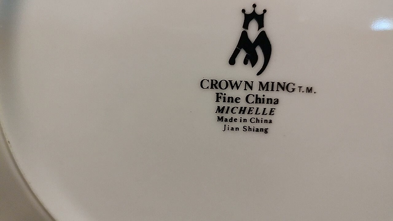 Crown Ming Fine China. Jian Shiang. Pattern: Michelle. - Etsy