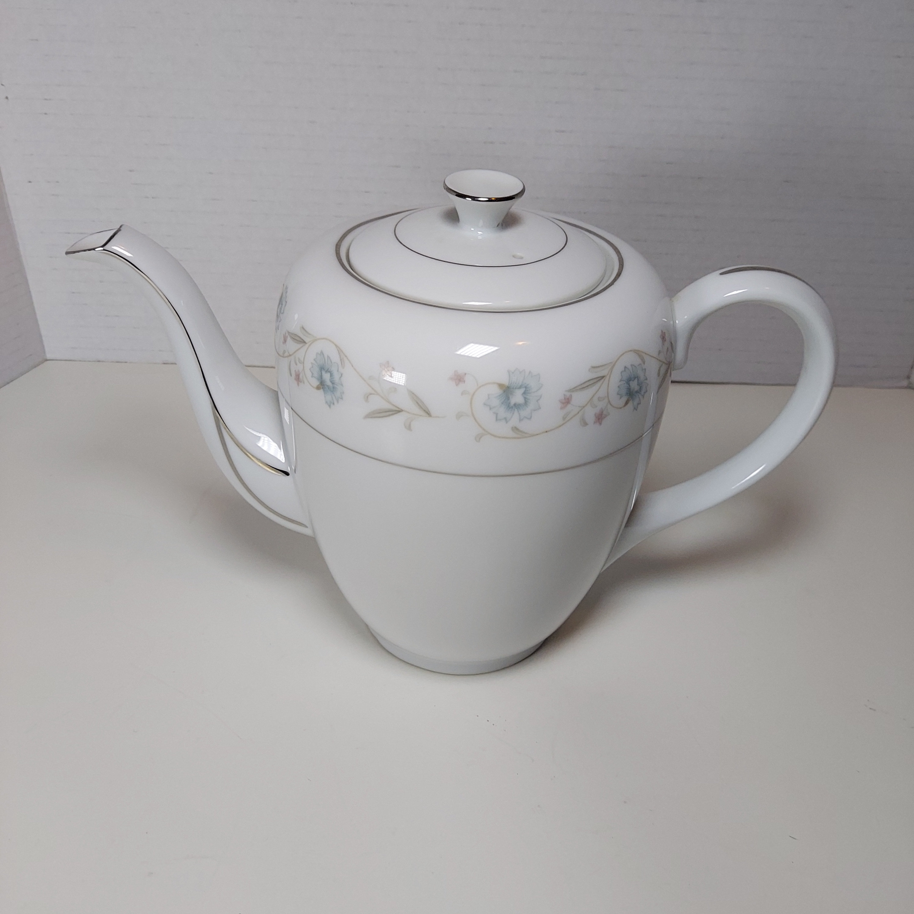 Fine China of Japan. Pattern: English Garden - Etsy