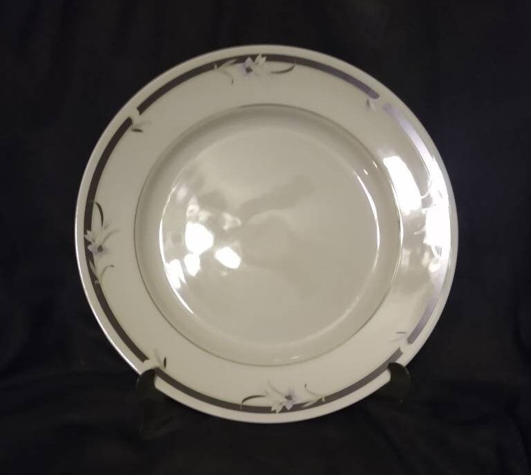 Sango Regency Collection Fine Ivory China. Pattern: Mansfield 1200 ...