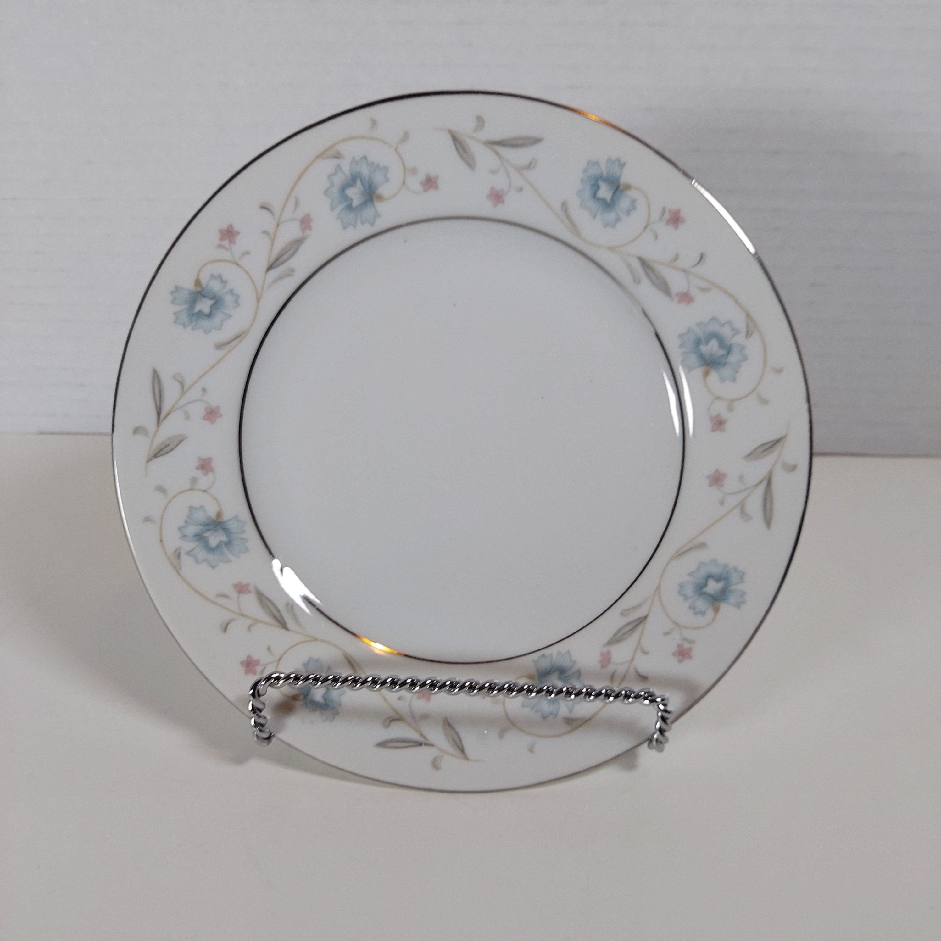 Fine China of Japan. Pattern: English Garden - Etsy