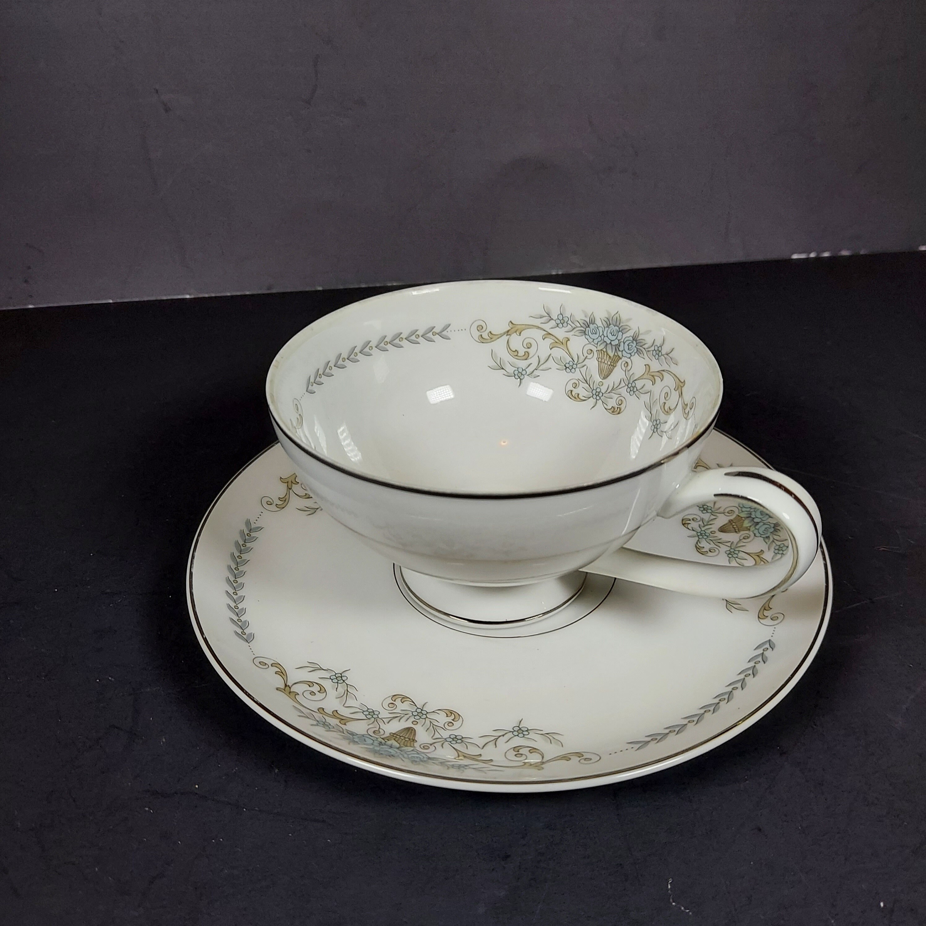 Mikasa Fine China. Narumi. Japan. Pattern: Margaret 5555. - Etsy