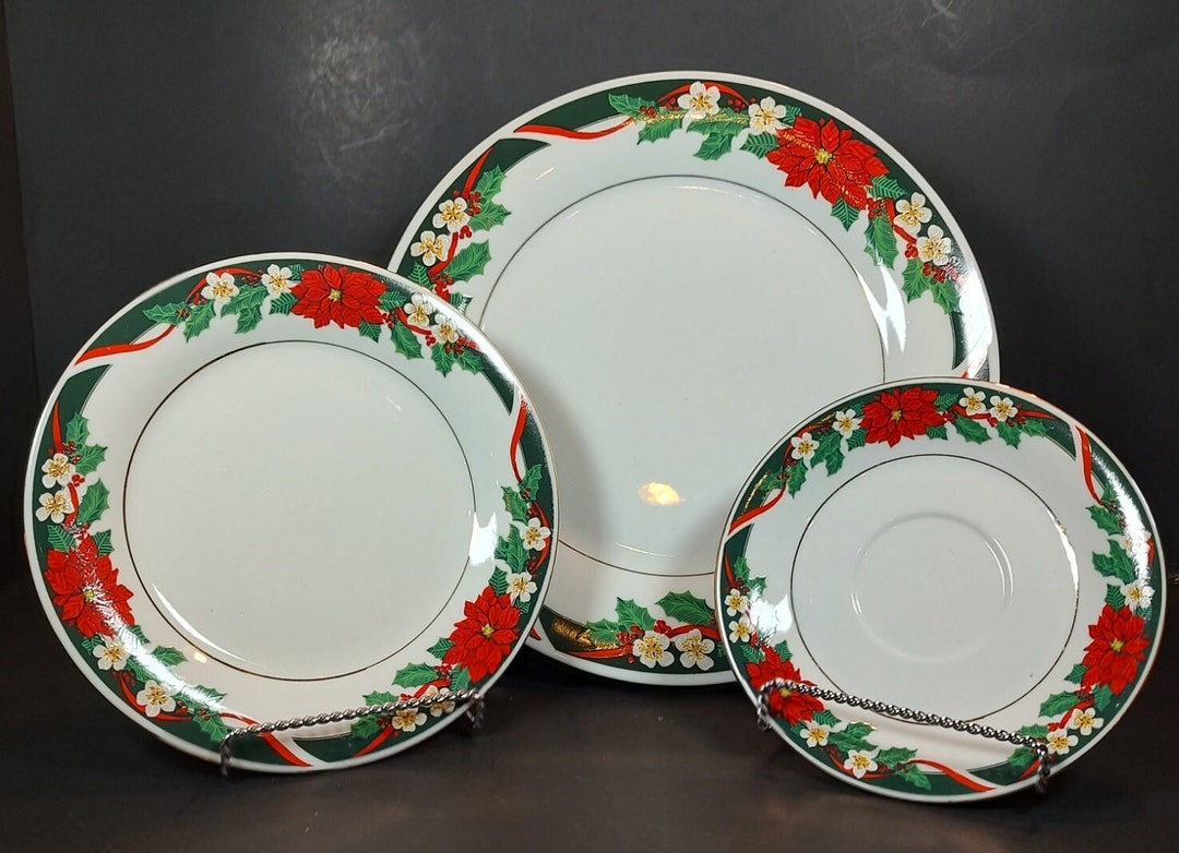 Tienshan Christmas Dinnerware. Pattern: Deck the Halls. Plates and ...
