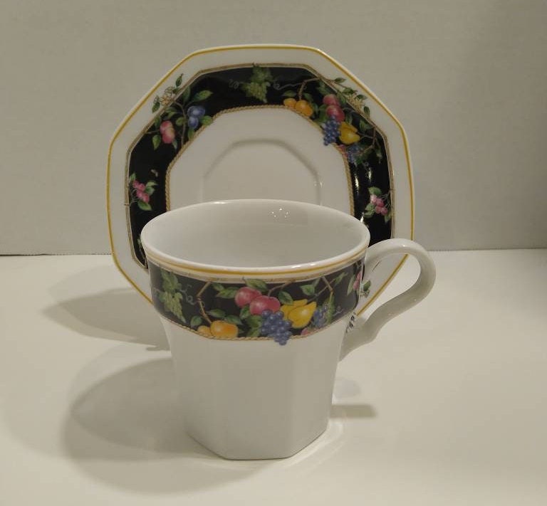 Christopher Stuart Fine China. Pattern: Orchard Park Y0012. Thailand ...