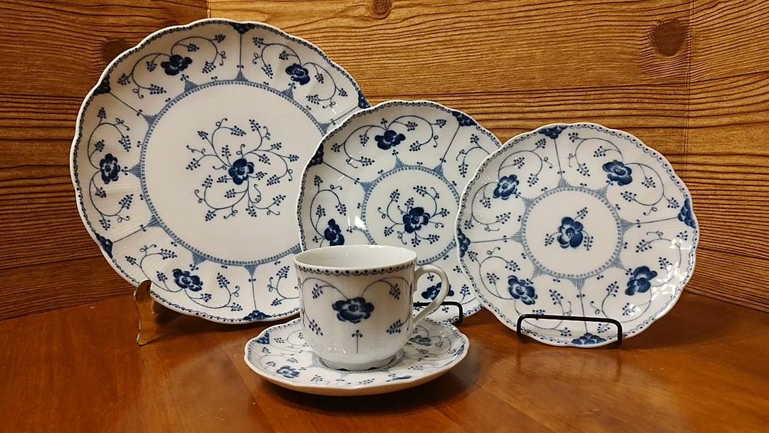 Christineholm Porcelaine. Echt Cobalt CPR4. 5 Piece Place Setting. - Etsy