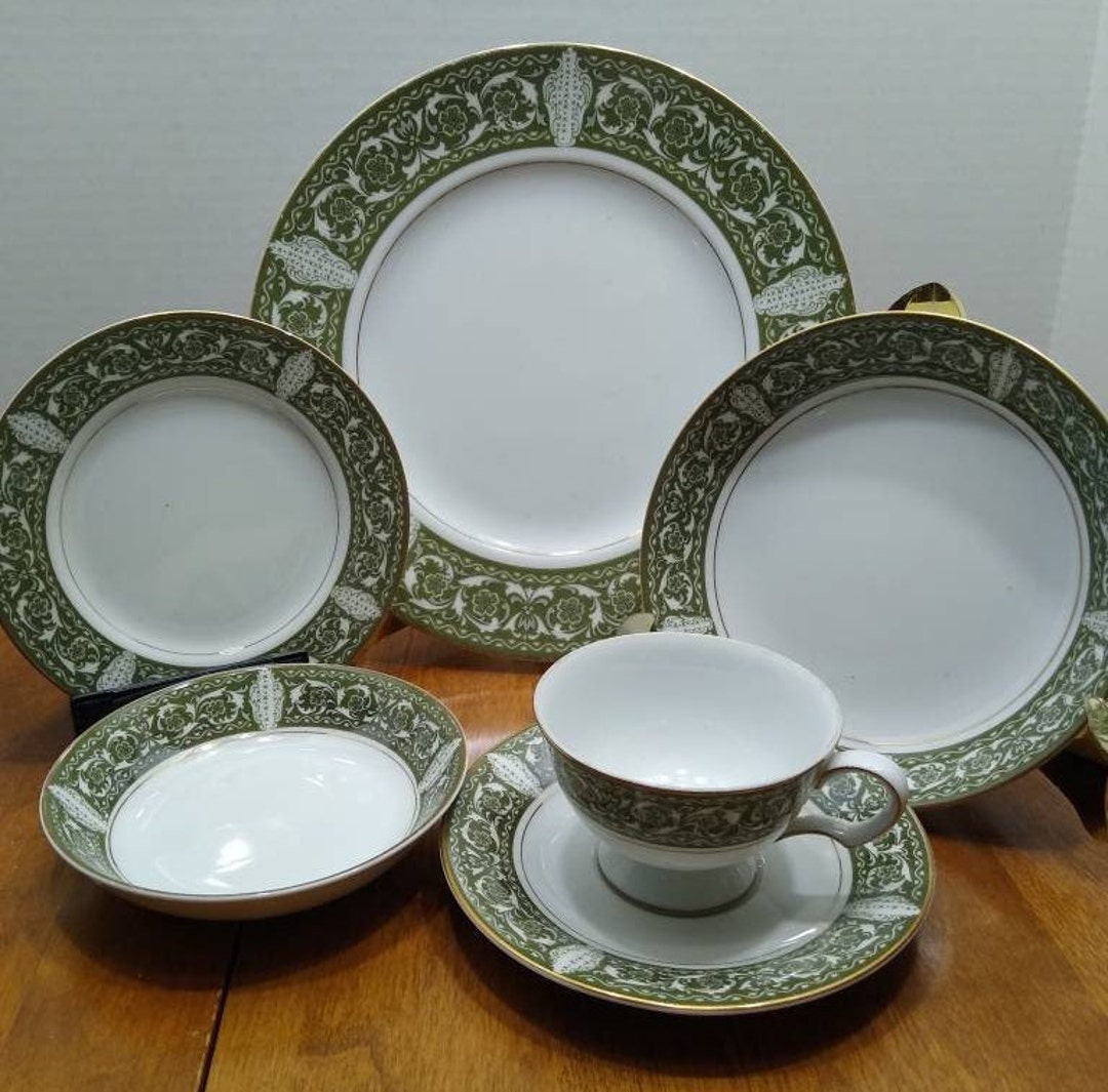 Bristol Fine China. Pattern: Spanish Scroll. Sold Separately. - Etsy