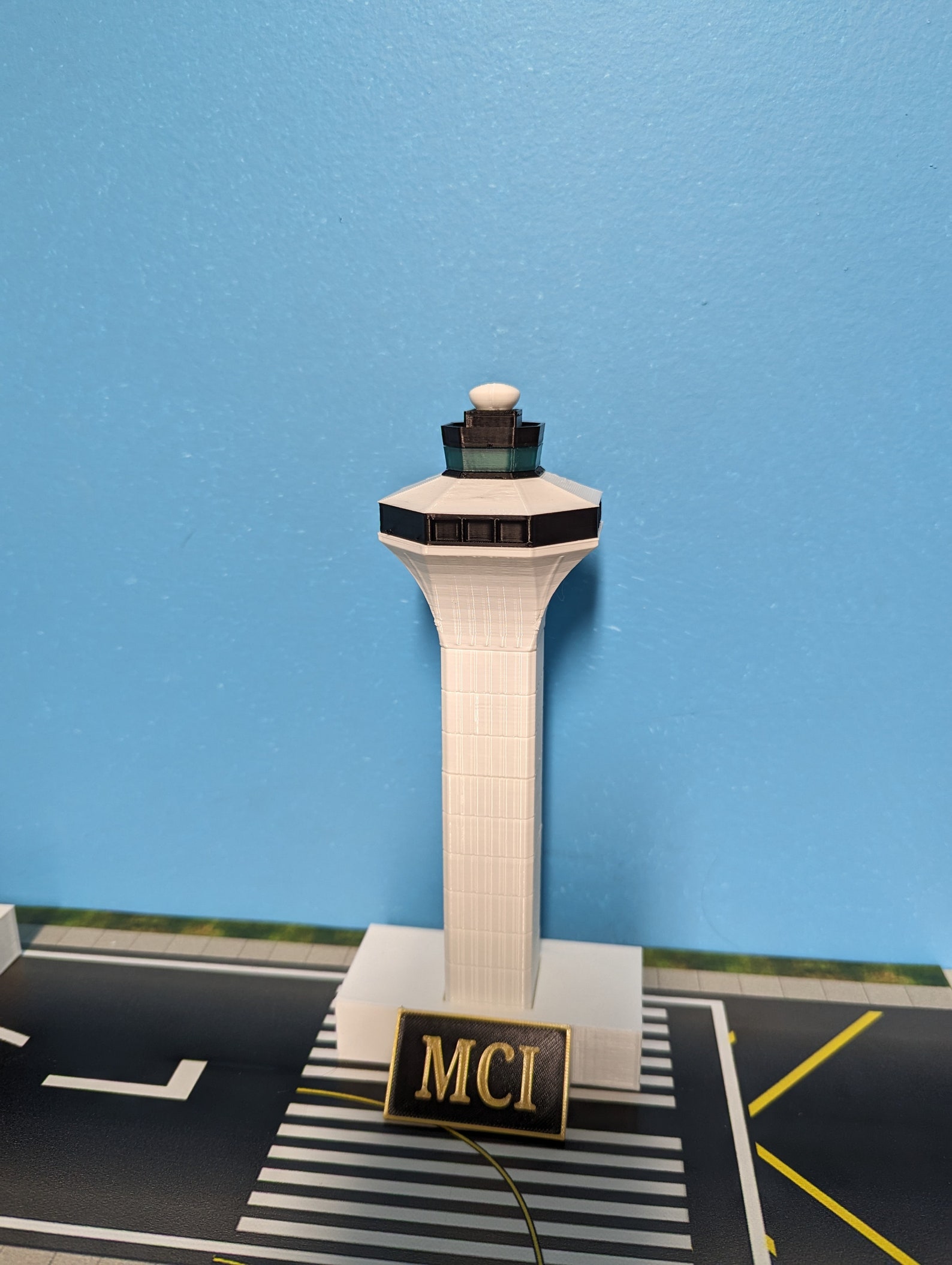 1:400 Scale MCI Air Traffic Control ATC Tower Kansas City International ...