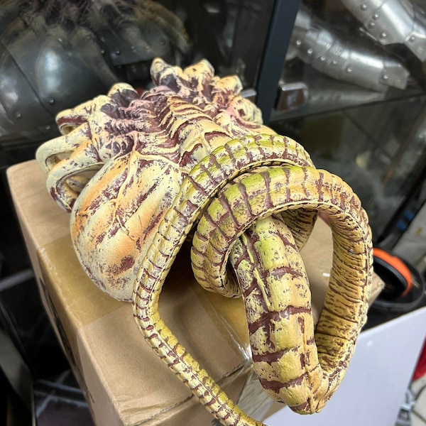 Predator Face Mask - Etsy