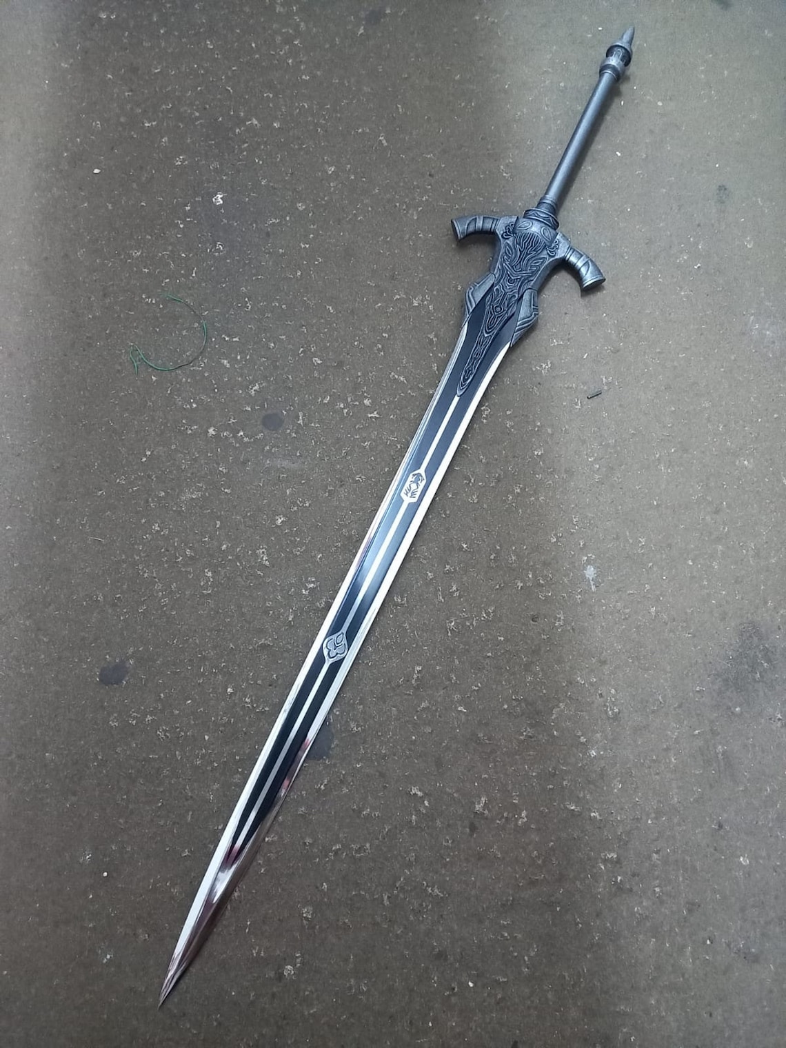 Sword Replicas? : r/Malazan