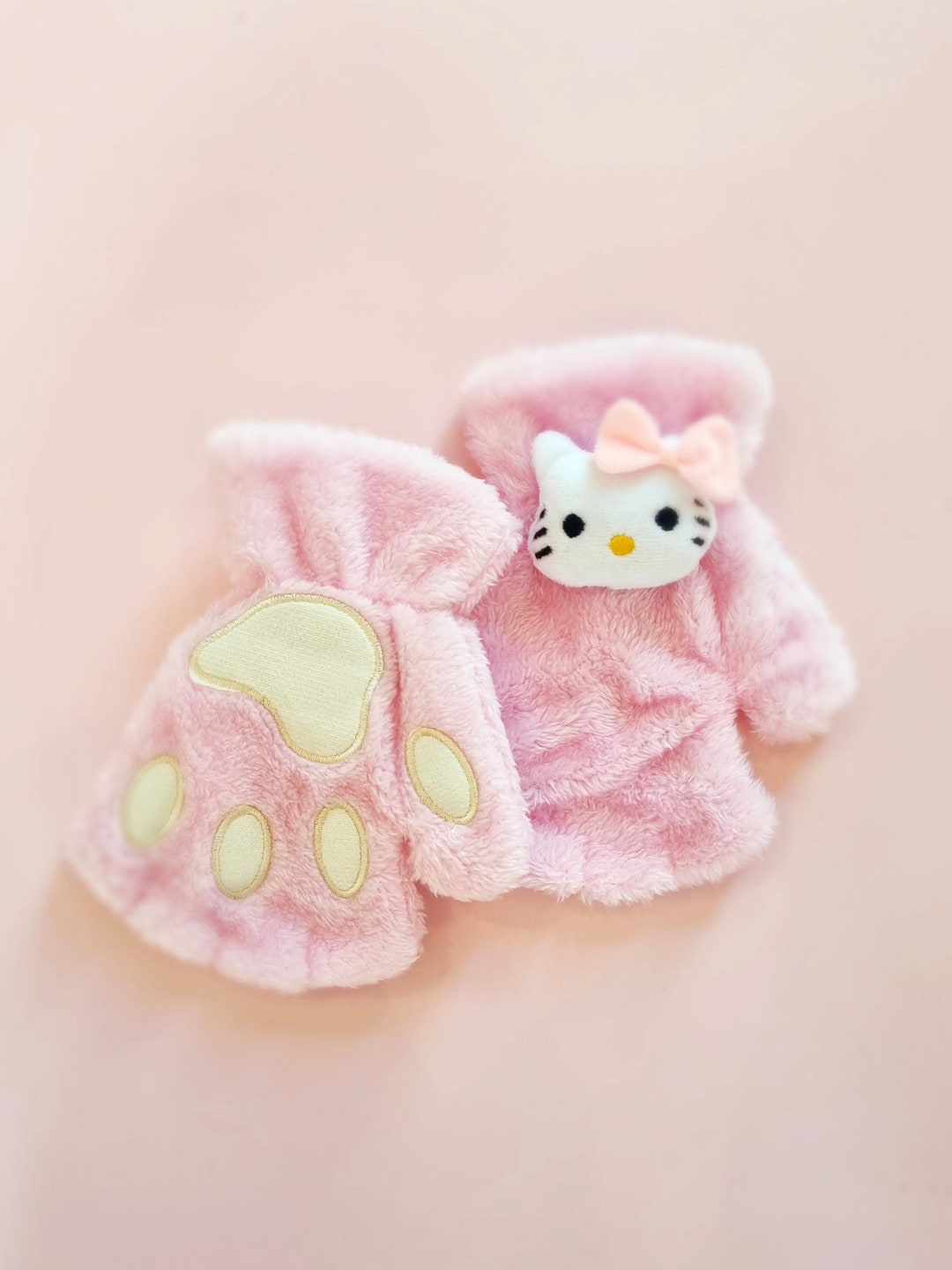 Sanrio Hello Kitty Paw Plush Mittens, Warm Soft Plush Fingerless Gloves ...