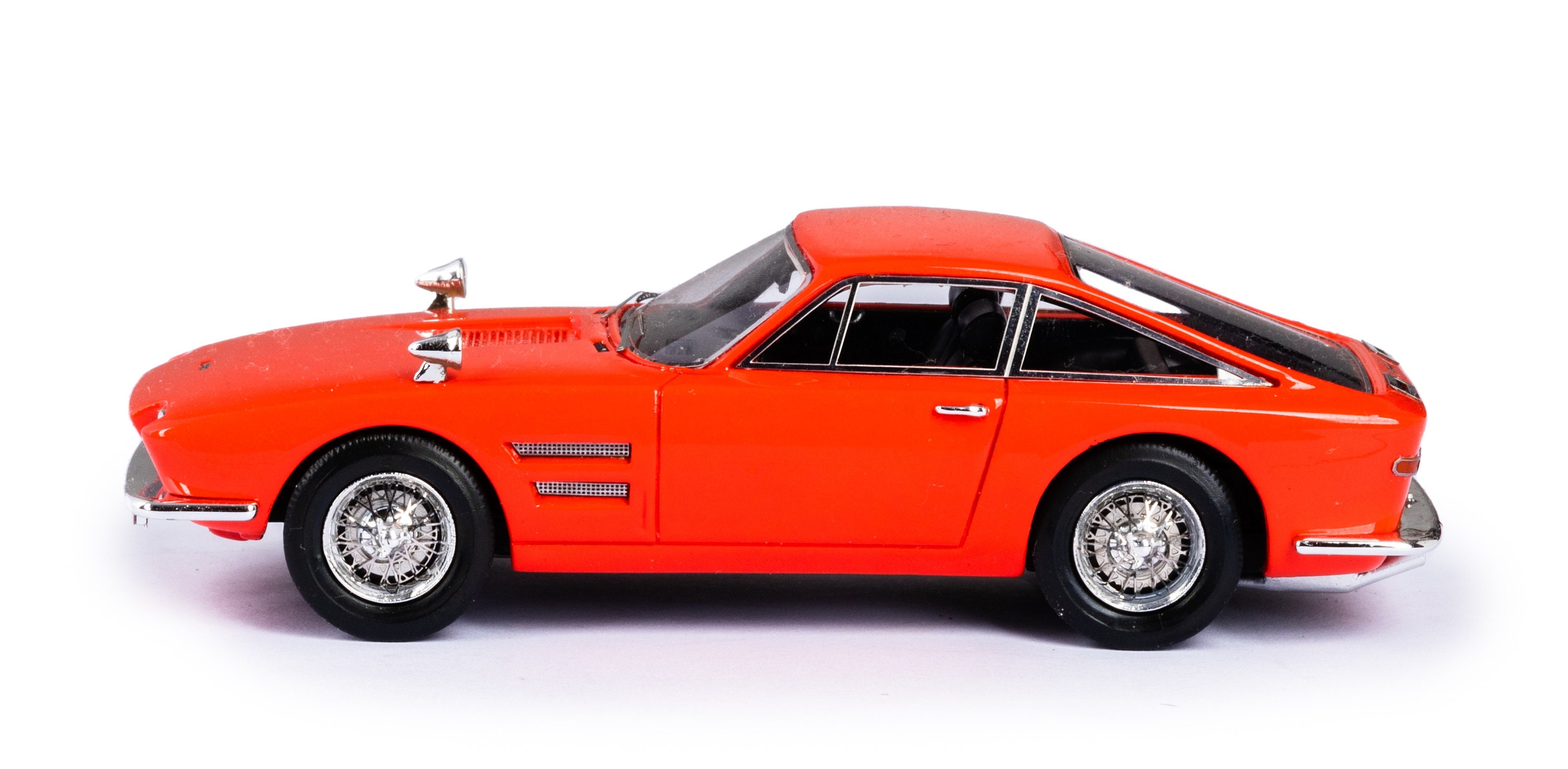 1967 Trident Clipper Sport Coupe Scale Model in 1:43 Scale by Esval ...