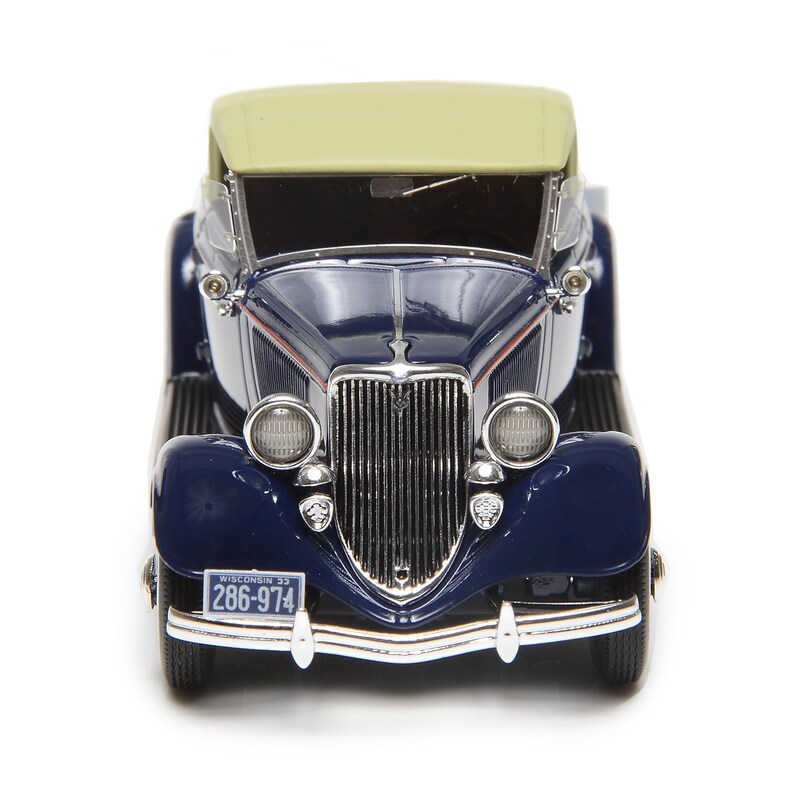 1933 Ford Model 40 Roadster Top-up Scale Model in 1:43 Scale by Esval ...