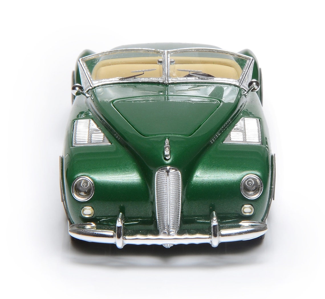 1952 Maverick Sportster Model in 1:43 Scale by Esval Models - FREE ...