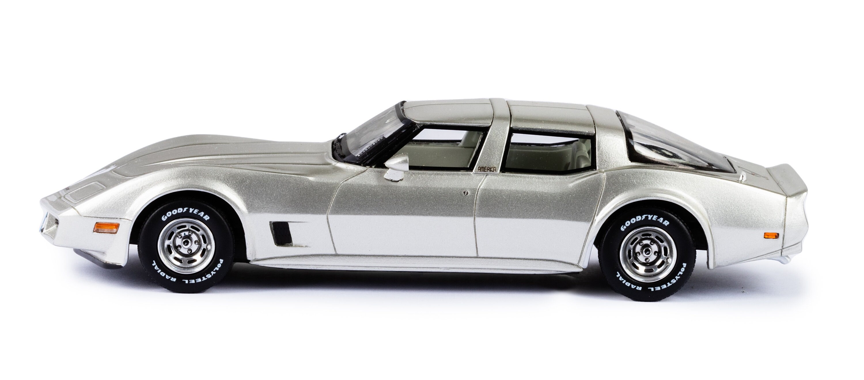 1980 Chevrolet Corvette America Scale Model in 1:43 Scale by Esval ...