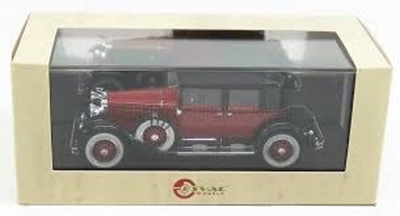 1928 Cadillac 341a Town Sedan