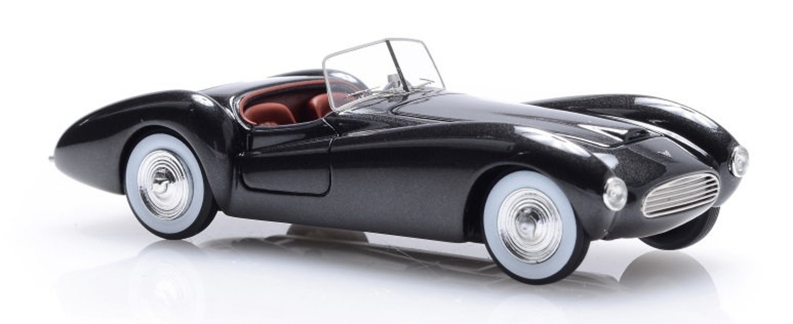 1953 Victress S-1 Roadster Model in 1:43 Scale by Esval Models - FREE ...