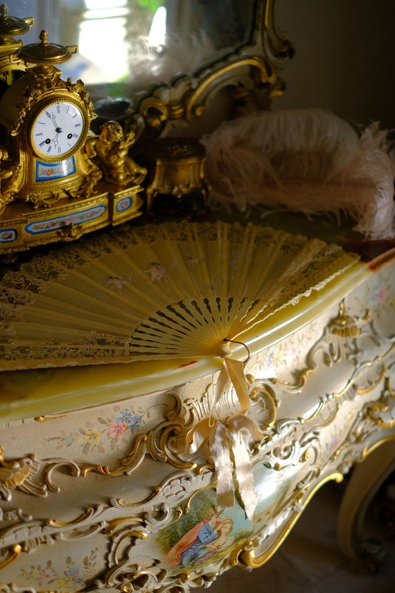 Antique French Lace Cherub Hand Fan - Gem