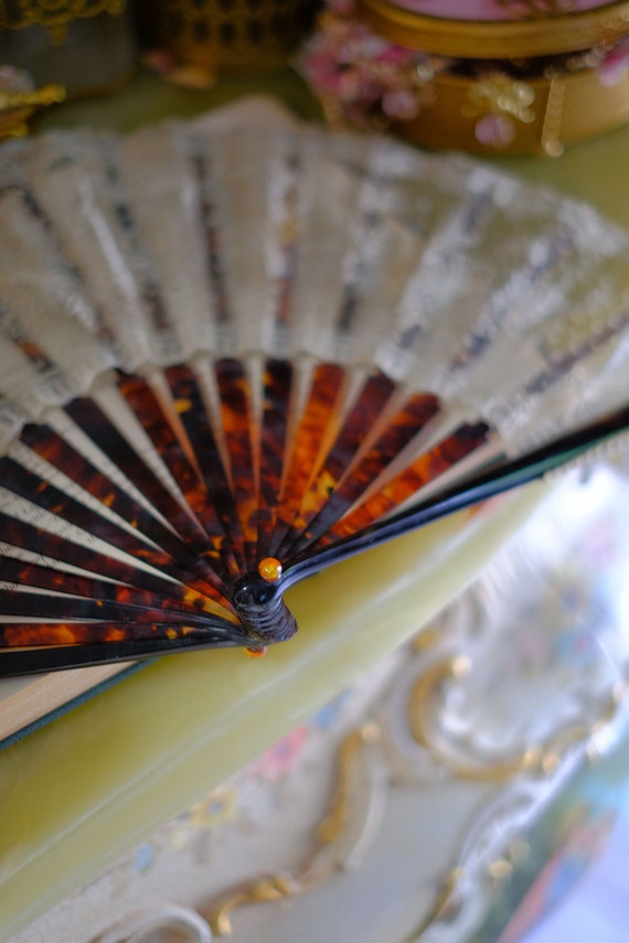 Antique Rare Lace Hand Fan - Gem