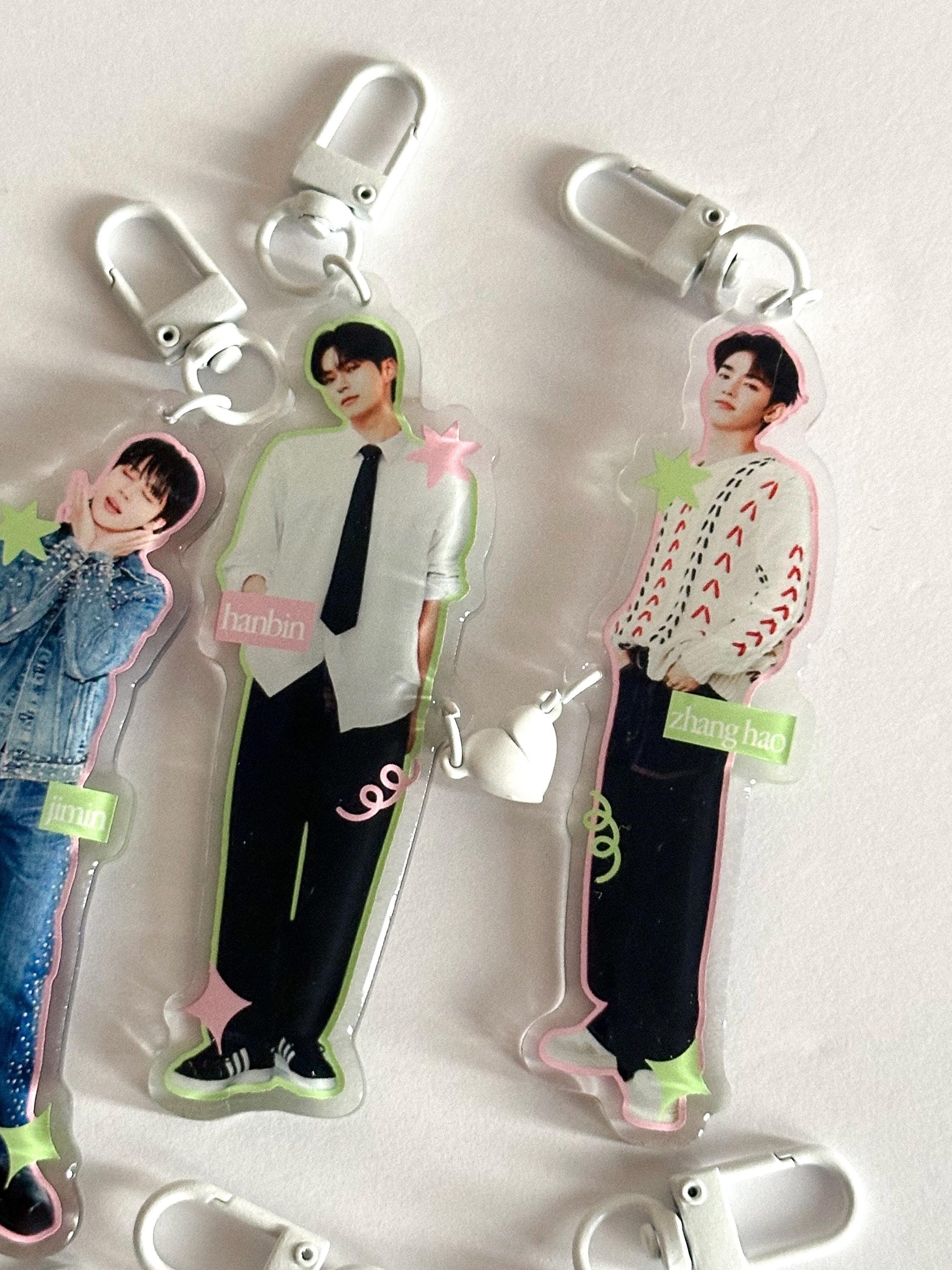 Kpop Keychain, Iconic Duo Keychain, Magnetic Keychain - Etsy