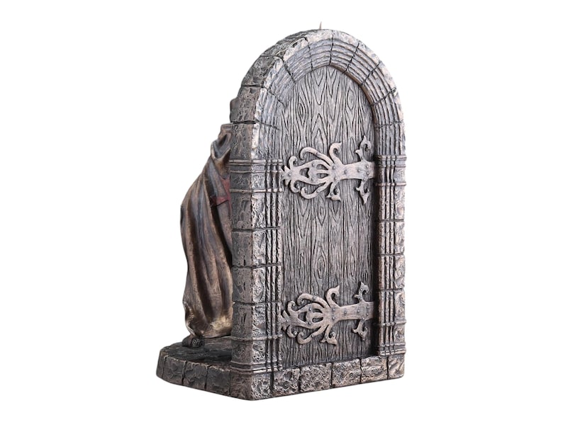 Armored Maltese Crusader Sword Stance Guarding Stronghold Entrance Cold ...