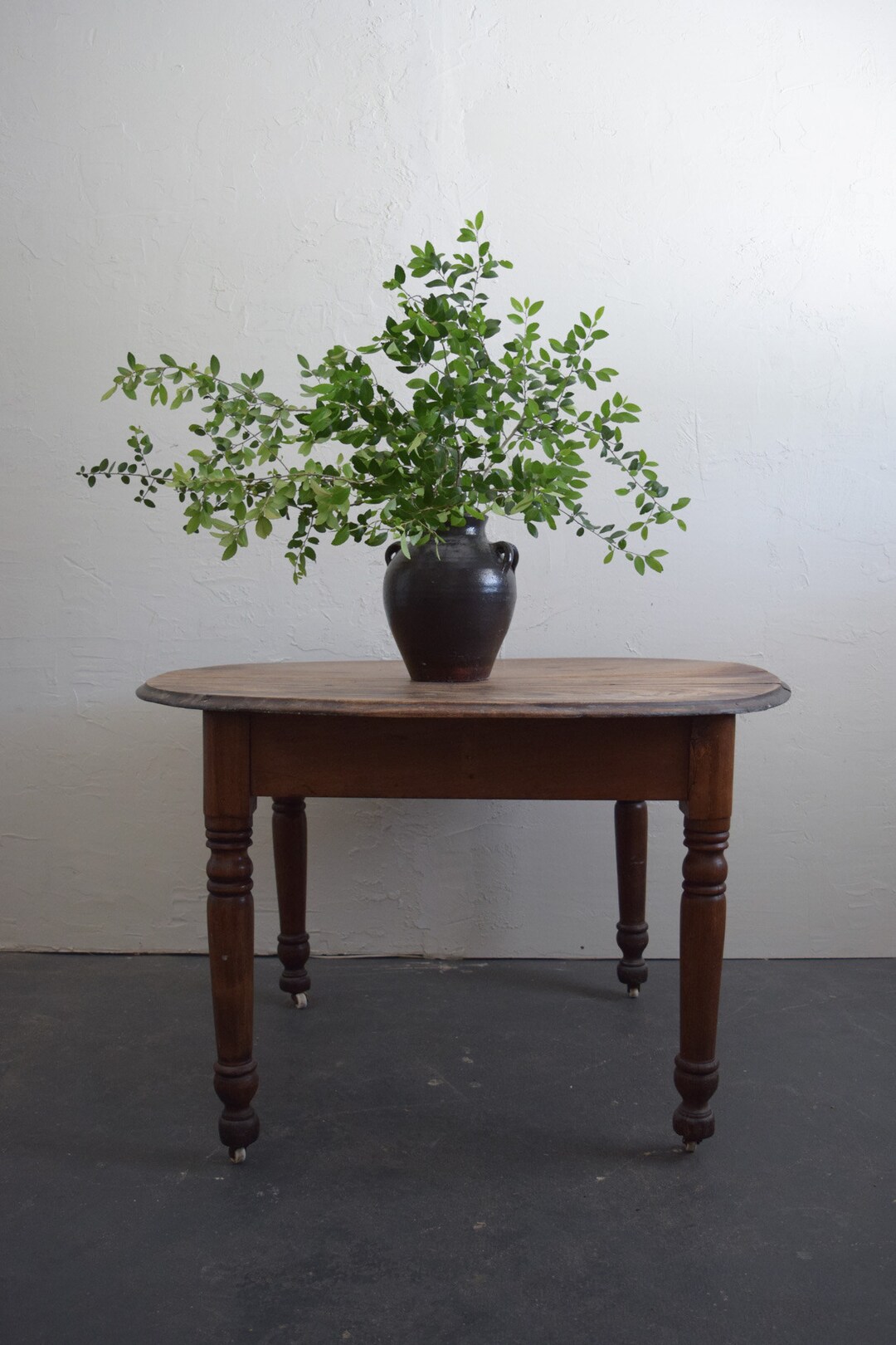 Beautiful Round Antique Dining Table 44" Diameter - Etsy