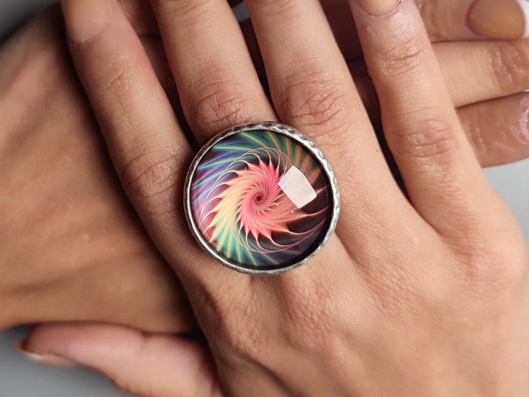 Spiral Optical Illusion Ring, Circular Shaped Big Hypnotic Ring ...