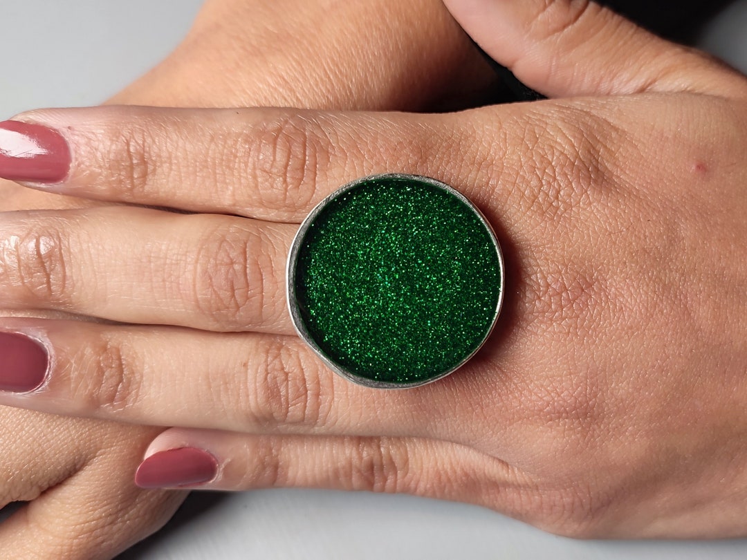 Deep Green Glittered Chunky Resin Ring, Round Shaped Cabochon Ring, Big ...
