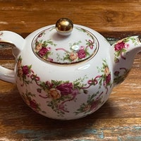 ROYAL DOULTON Old Leeds Spray Tea Cup & Saucer - Royal Doulton Old ...