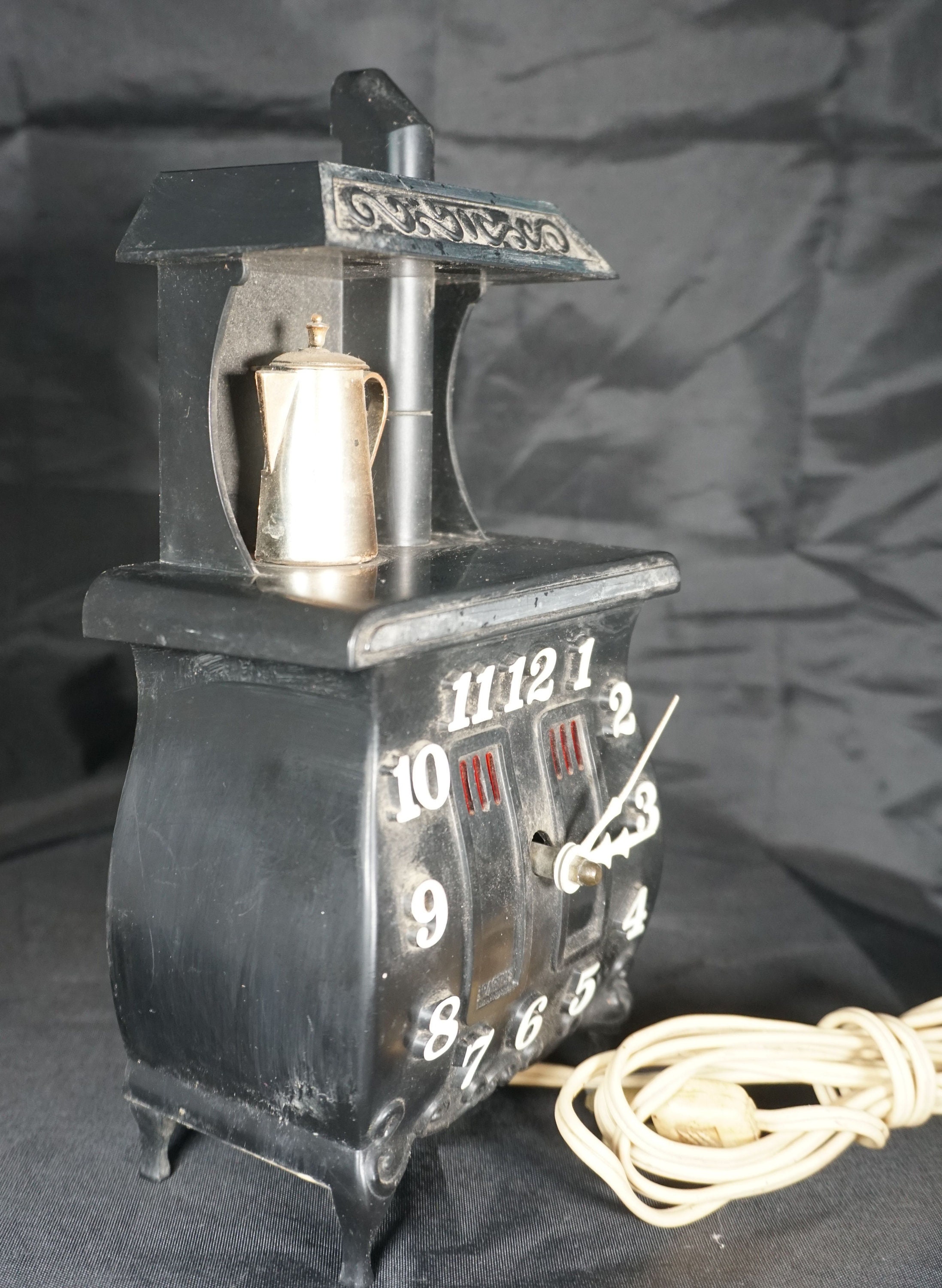 Spartus USA Wall Clock Mid Century Kitchen Stove Black Running Vintage ...