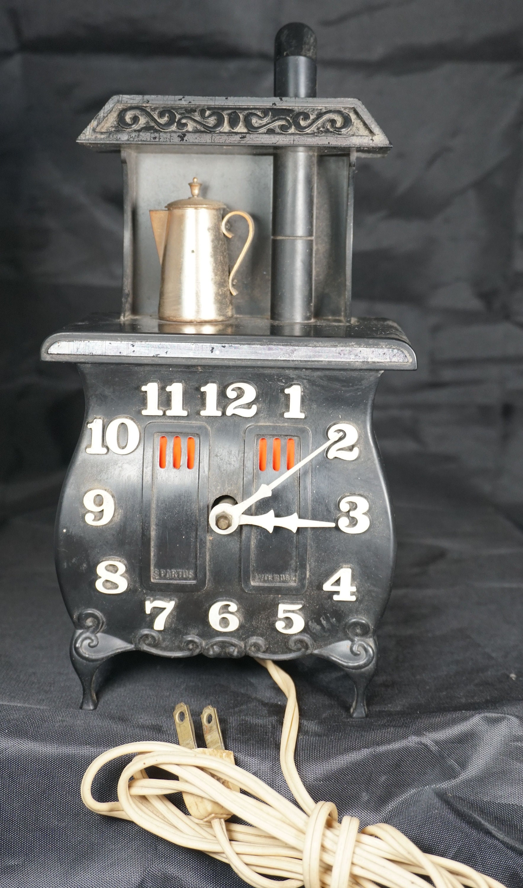 Spartus USA Wall Clock Mid Century Kitchen Stove Black Running Vintage ...