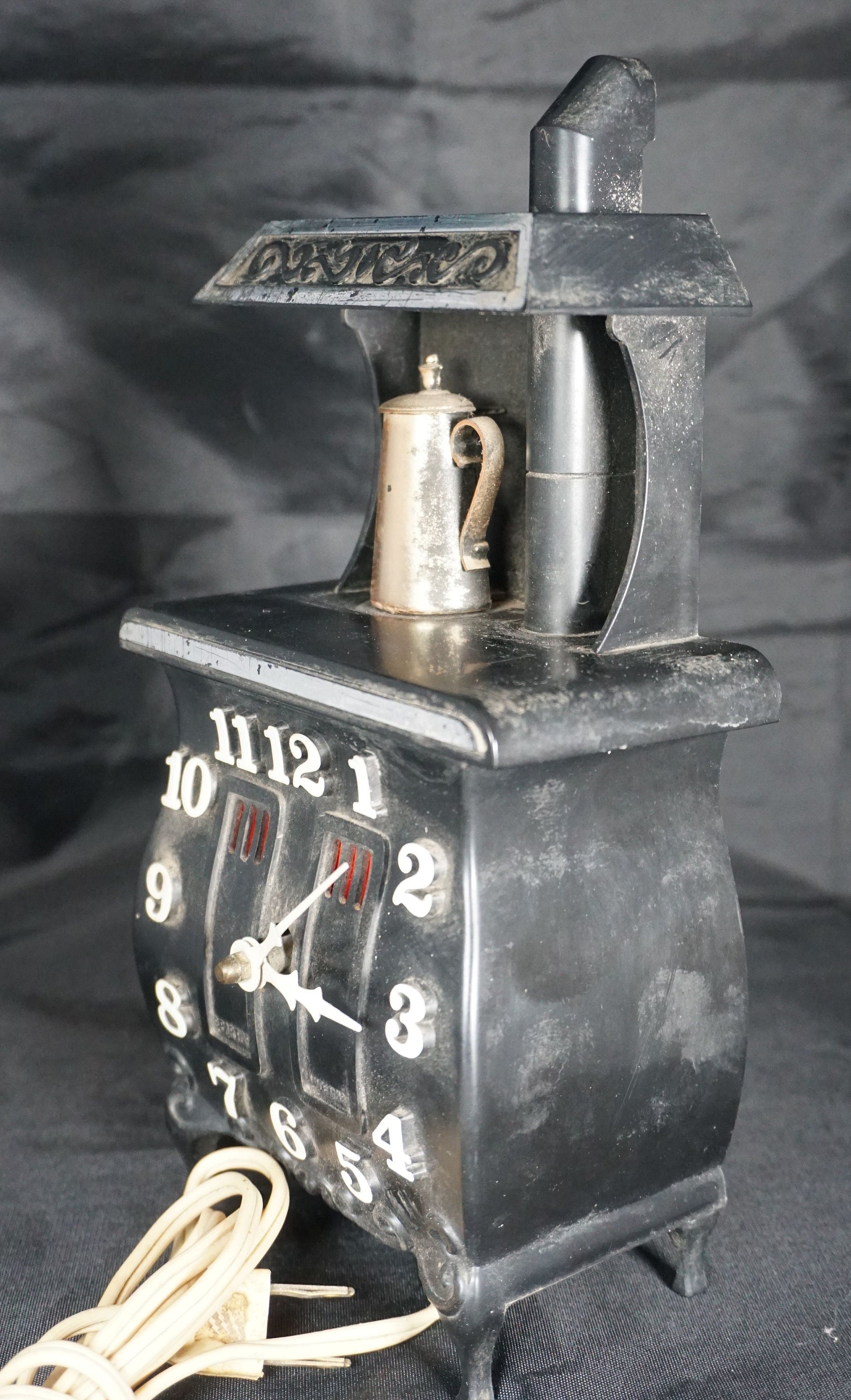 Spartus USA Wall Clock Mid Century Kitchen Stove Black Running Vintage ...