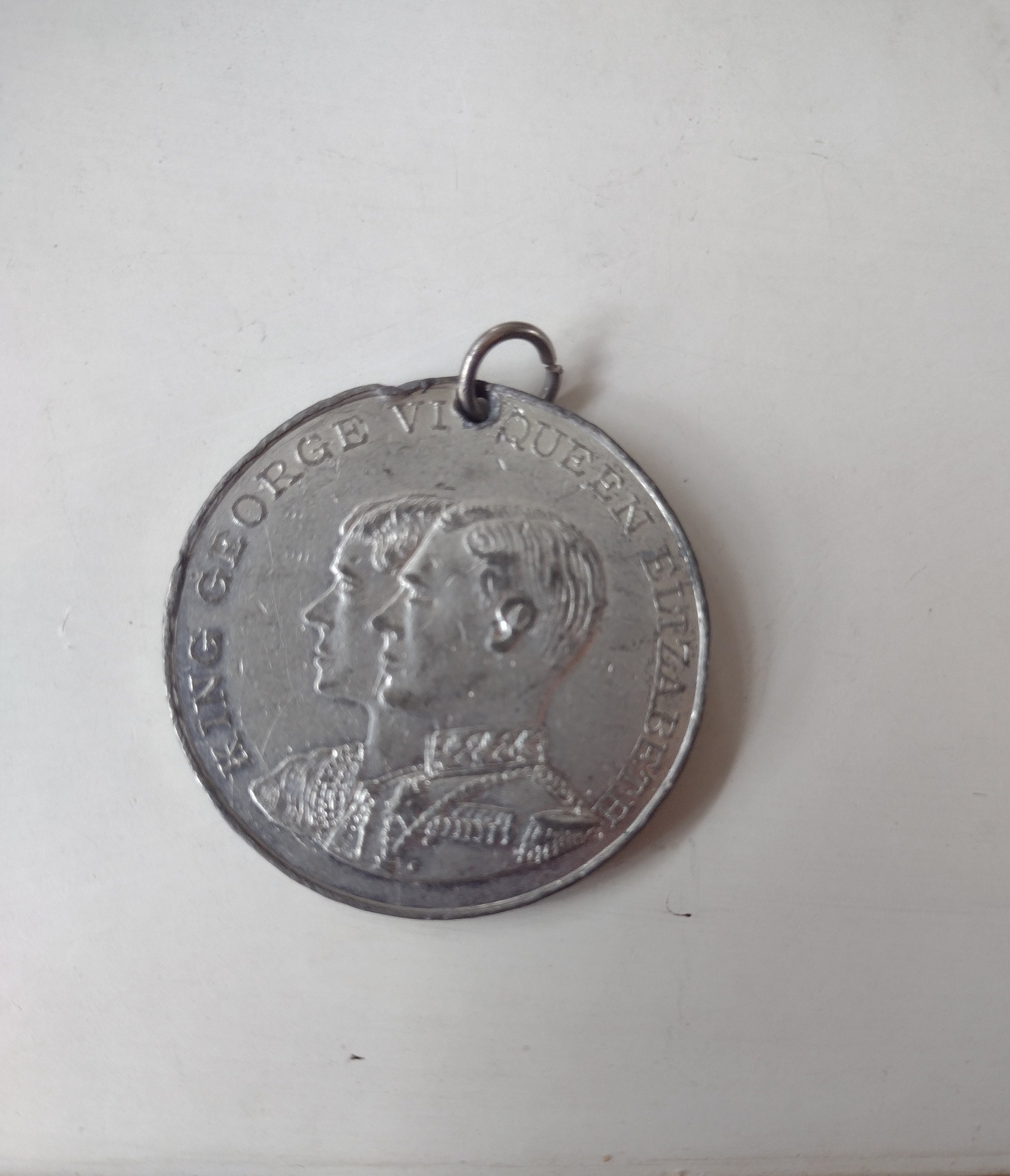 Vintage Coronation Medal of King George V1 and Queen Elizabeth - Etsy