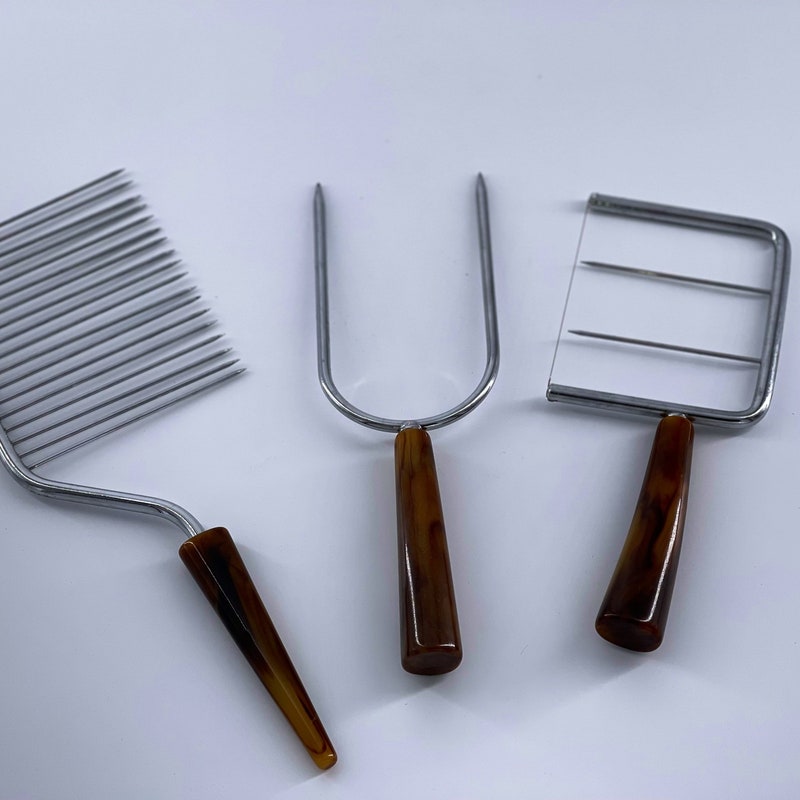 Bakelite Cake Cutter - Etsy