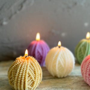 Knitted Yarn Candle, Yarn Ball Candle, Soy Wax Candle, Round Knitting ...