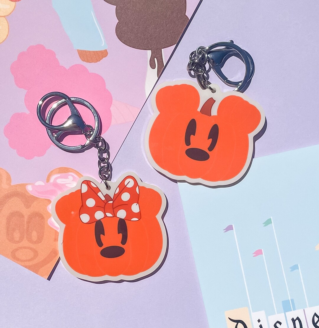 Mickey and Minnie Glow in the Dark Pumpkin Keychains | Disney Keychain ...