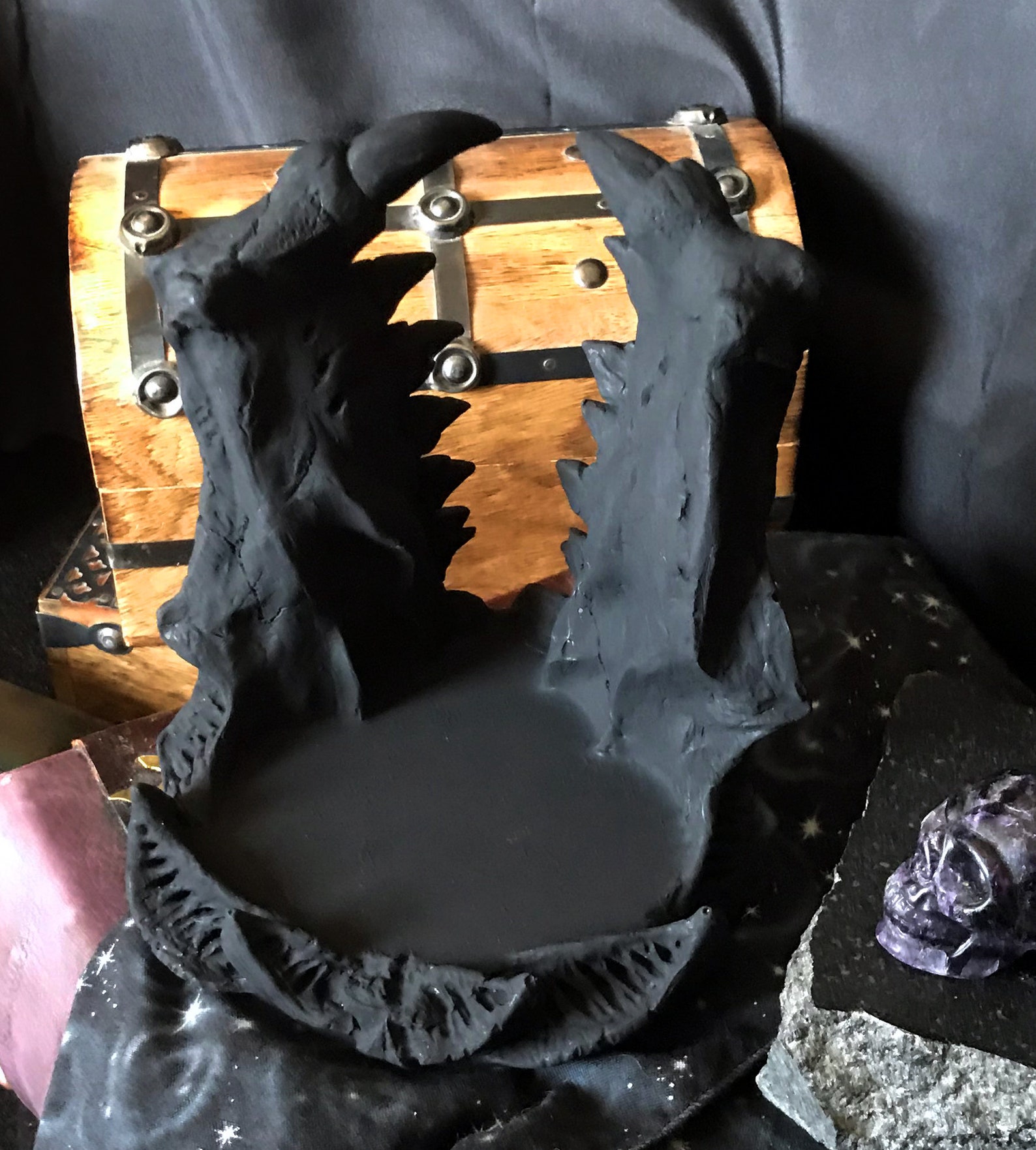 Resin Altar Demonic Vampire Ritual Mandible Display Shelf - Etsy