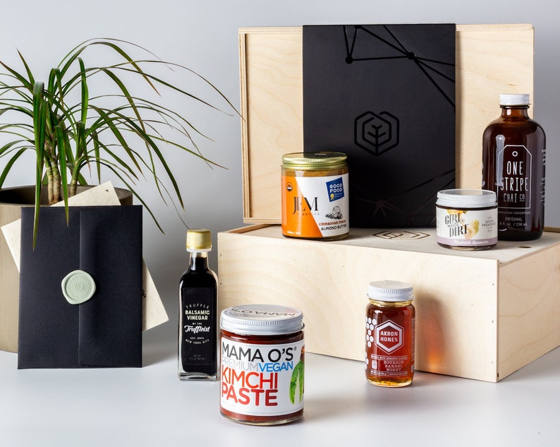 Ultimate Food Gift Box - Etsy