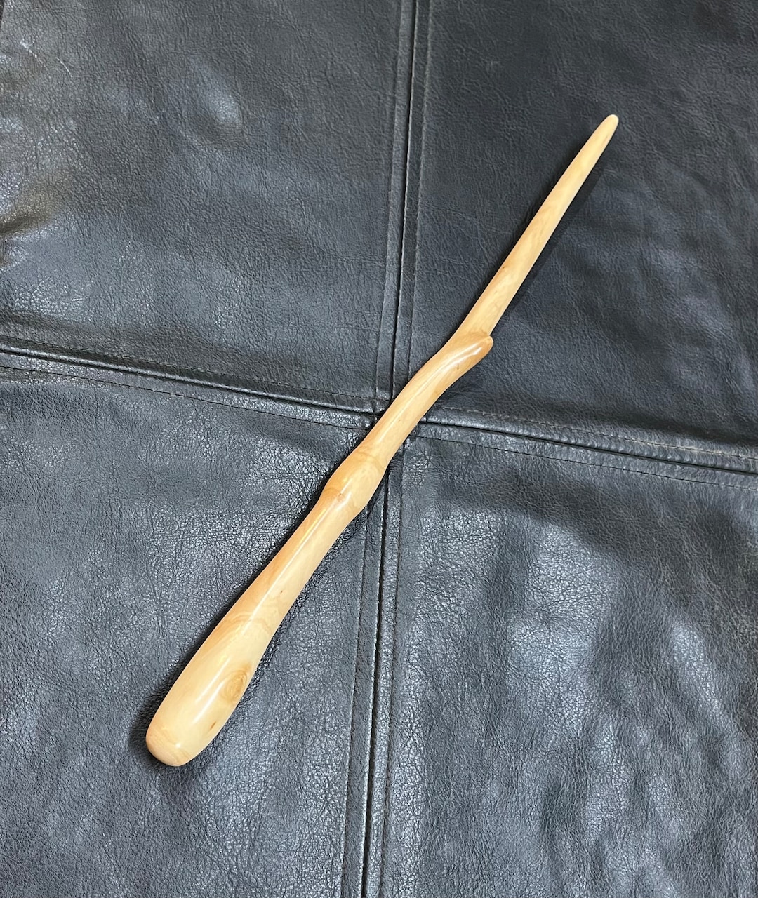 11 Deluxe Cherry-laurel Wand - Etsy