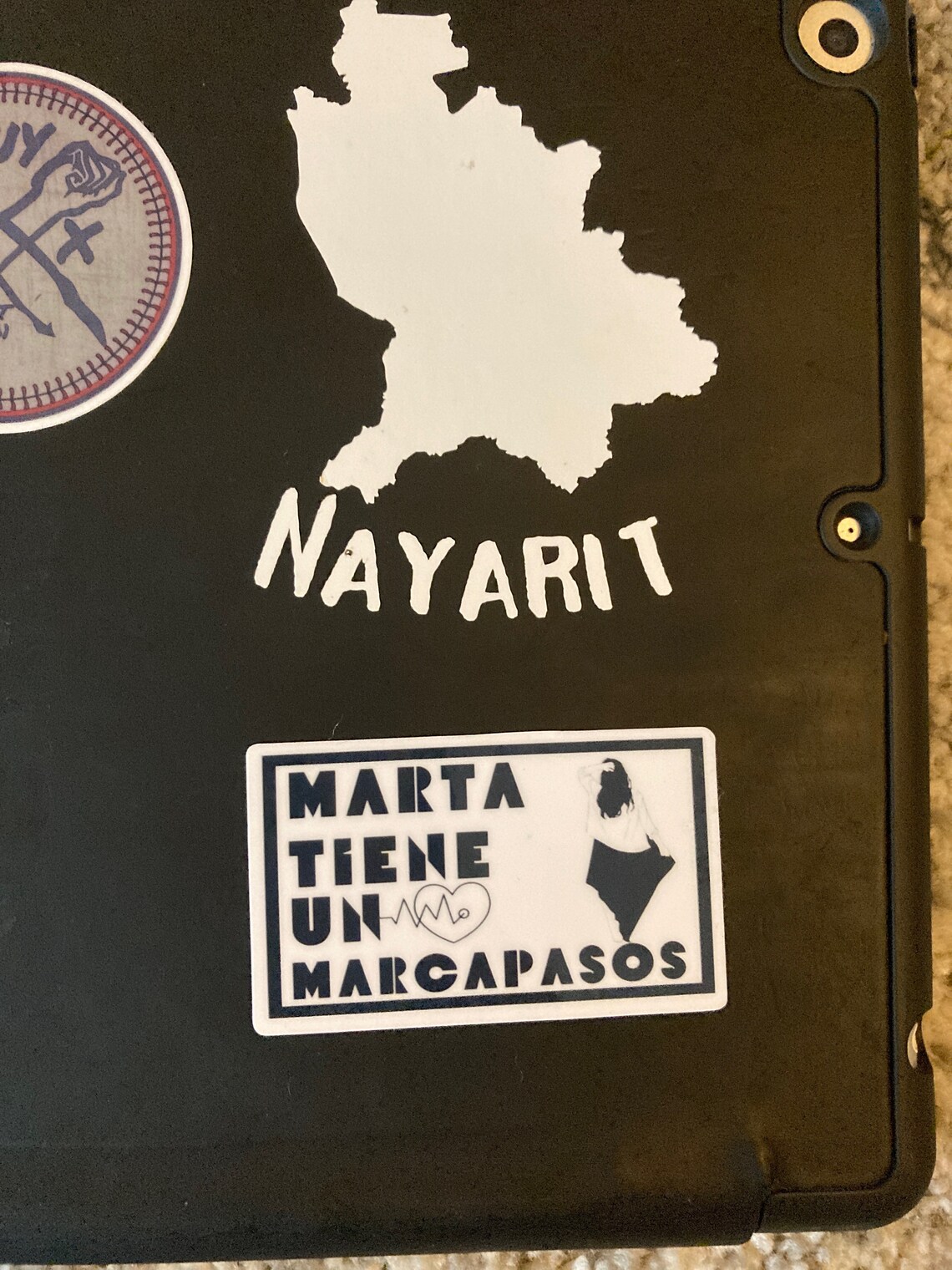 Marta Tiene Un Marcapasos “hombre G” Vinyl Sticker - Etsy