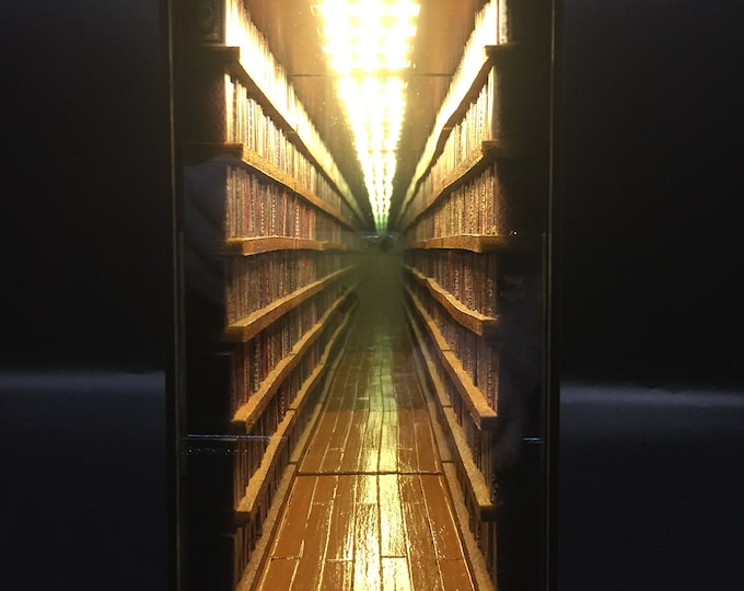 Infinity Mirror Book Nook Shelf Insert / Diorama - RPG - Etsy