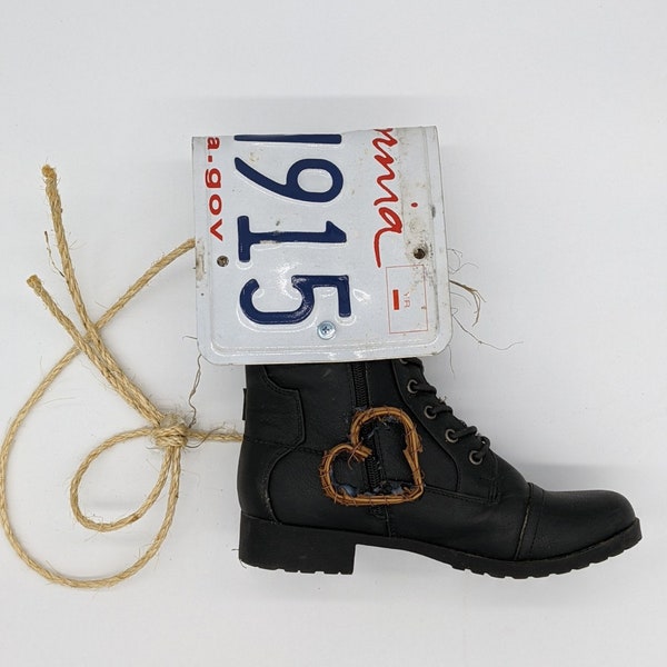 Boot House - Etsy UK