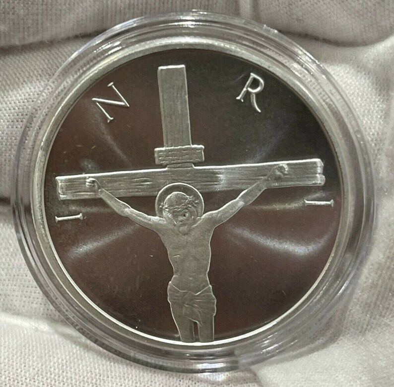 1 Oz Silver Jesus Crucifixion Shield Free Capsule & Gift Bag - Etsy