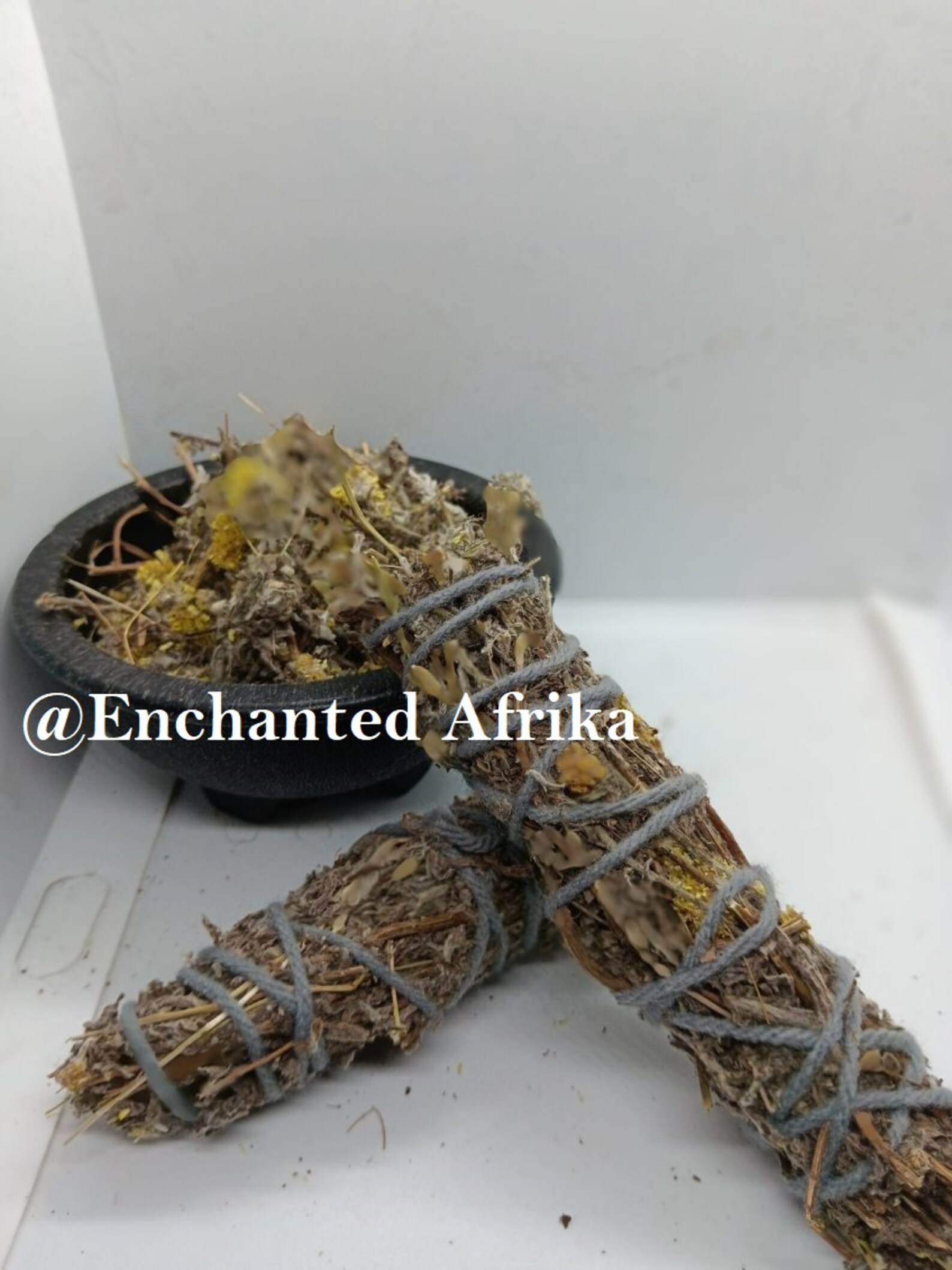 IMPHEPHO: South African Smudge, Air for the Spirits, Helychrisum ...
