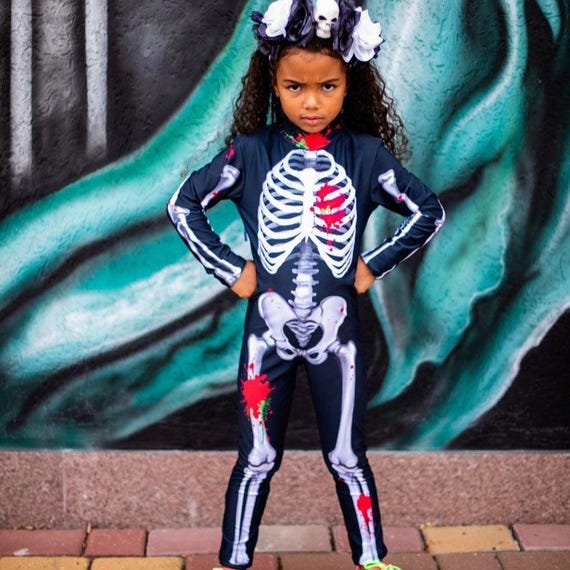 Disfraz De Calavera De Azúcar Para Niña Una Pareja Usar Maquillaje