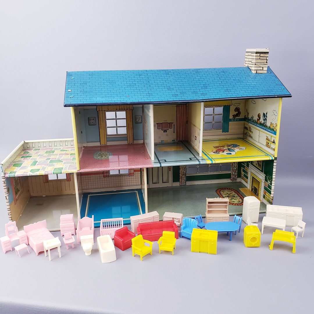 Vintage 1950'S Metal Tin Litho Dollhouse 2 Story & Dollhouse Furniture ...